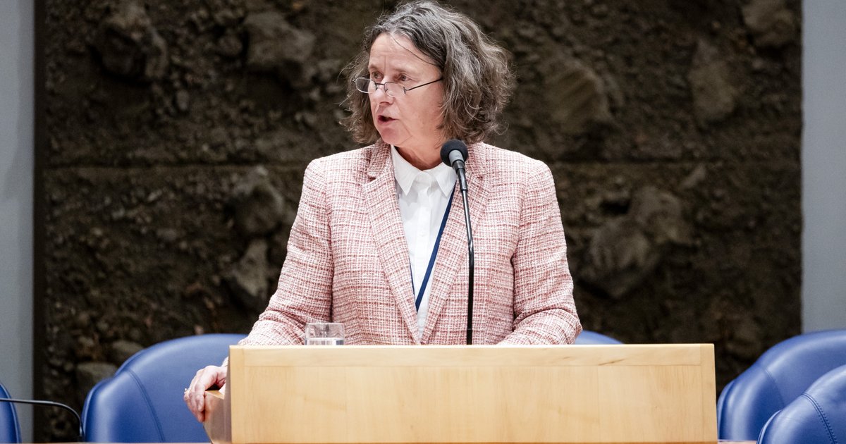 Asielwetten van minister Faber goedgekeurd door kabinet, maar gemeenten bang voor chaos ...