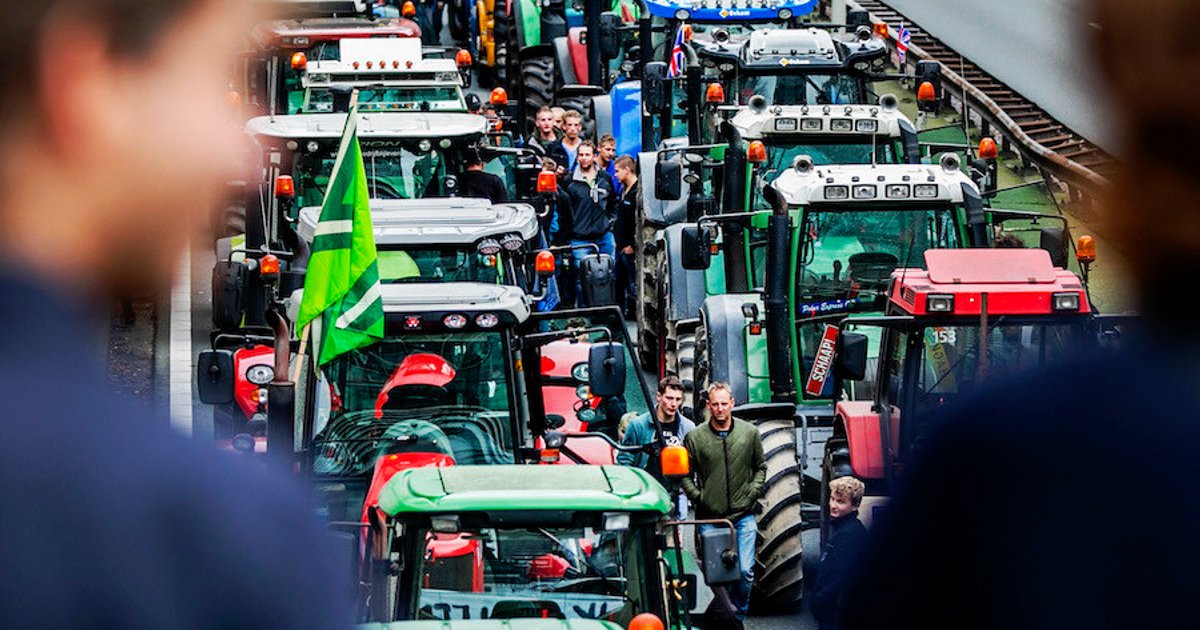 De nieuwsgebeurtenis van 2019? Protesten van boeren en bouwers tegen ...