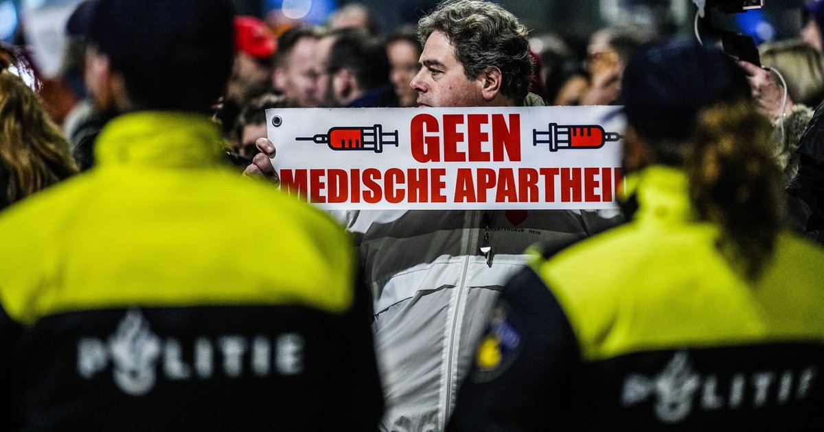 Hoe corona eerst voor verbinding en later polarisatie zorgde ...
