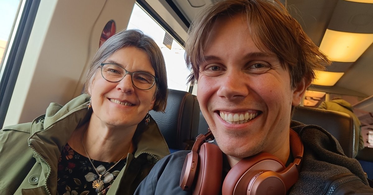 Merijn begint gesprekken met onbekenden in de trein om eenzaamheid ...