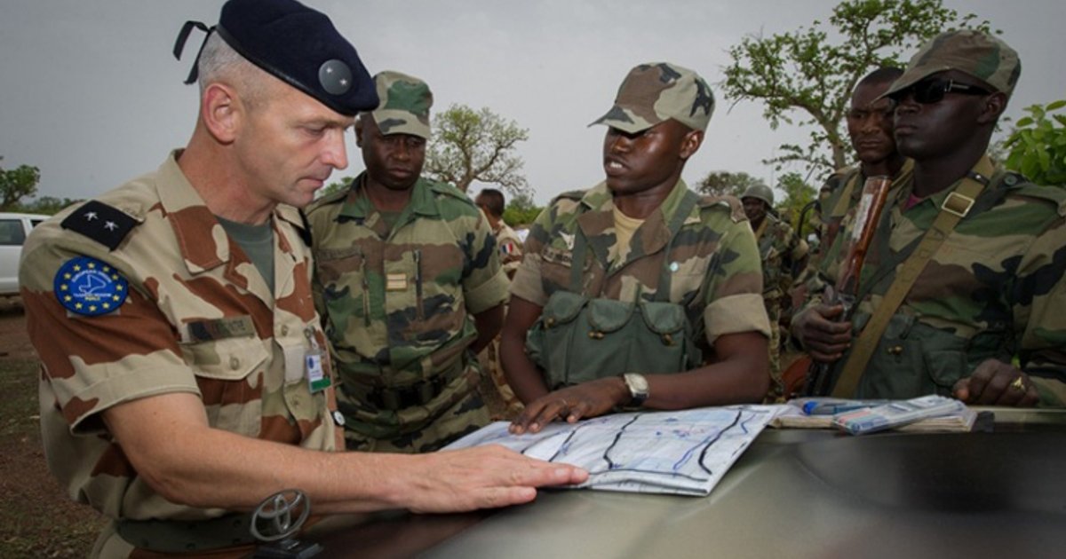 2014: Nederland op militaire missie naar Mali | EenVandaag