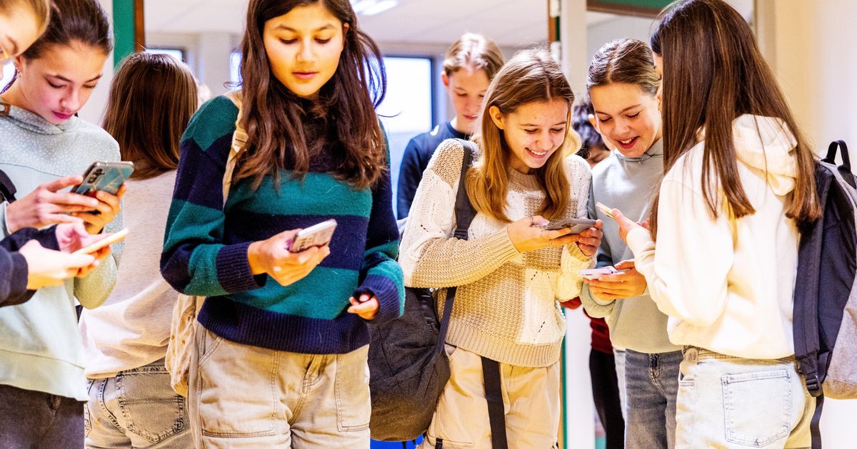 Minnie driver nue went over to the usual place in the