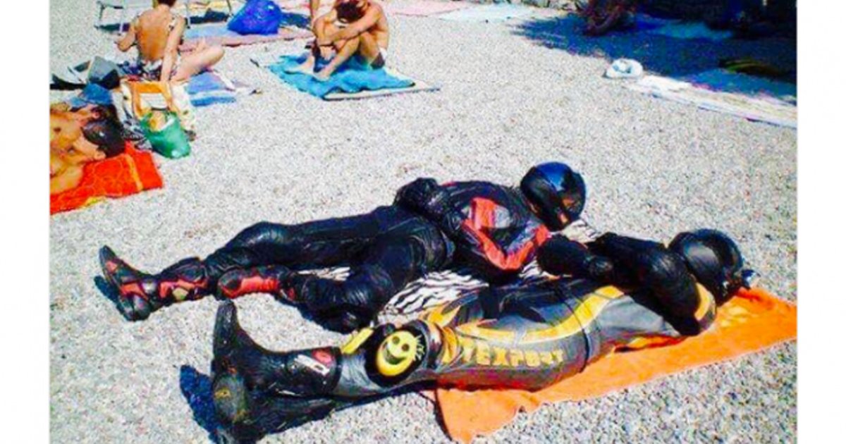 #Motokini-foto is uit 2012 | EenVandaag
