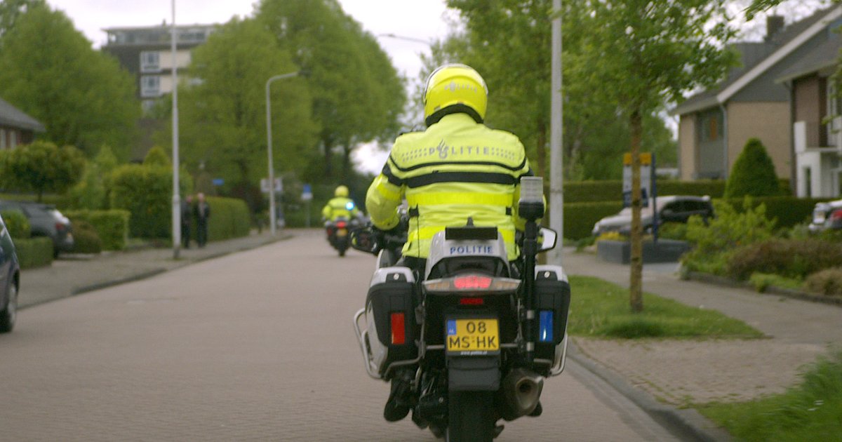 Honderden motoragenten begeleiden wereldleiders tijdens NAVO-top ...